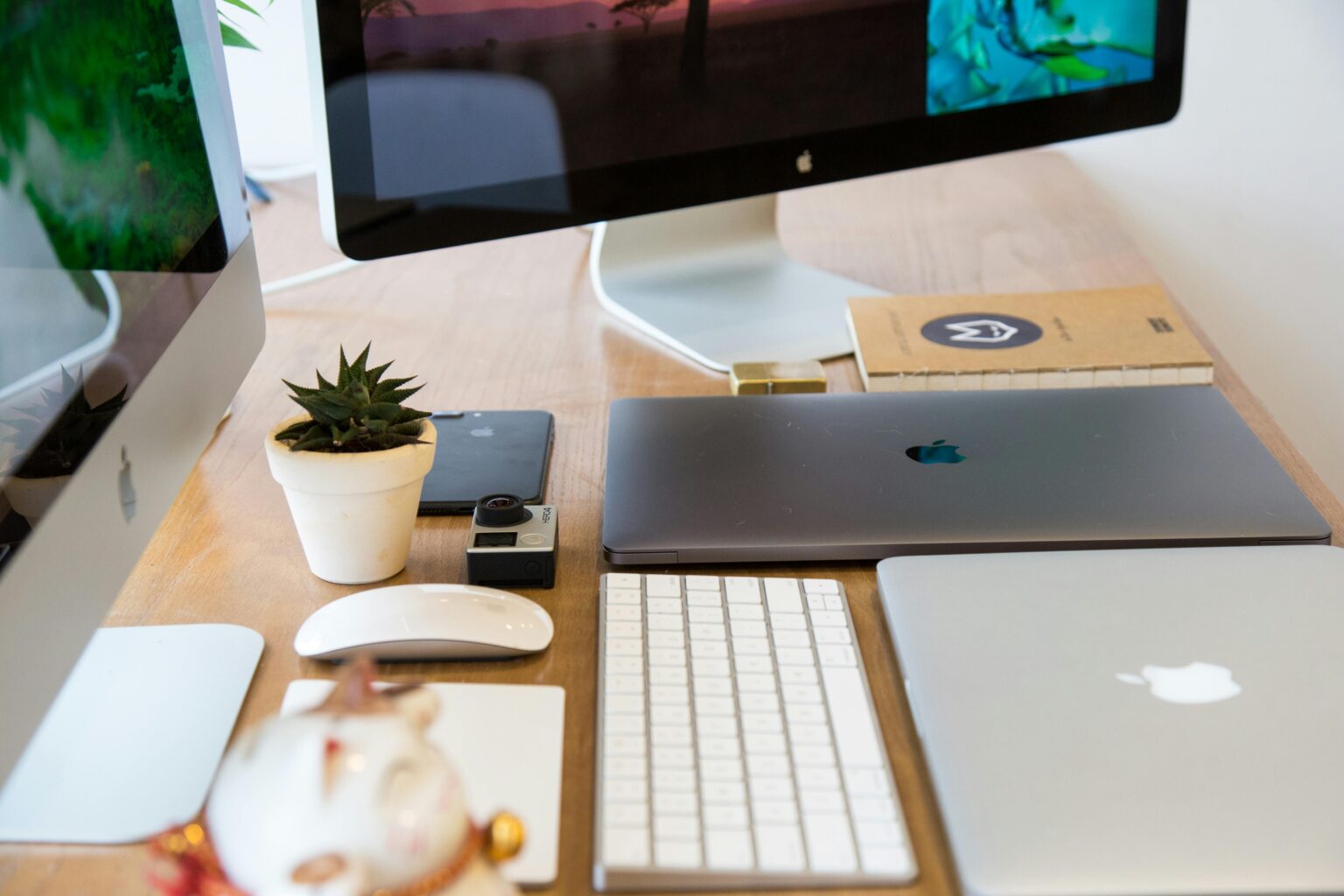 Best Laptops for Canva in 2025: Top Choices for Designers - Daily ...